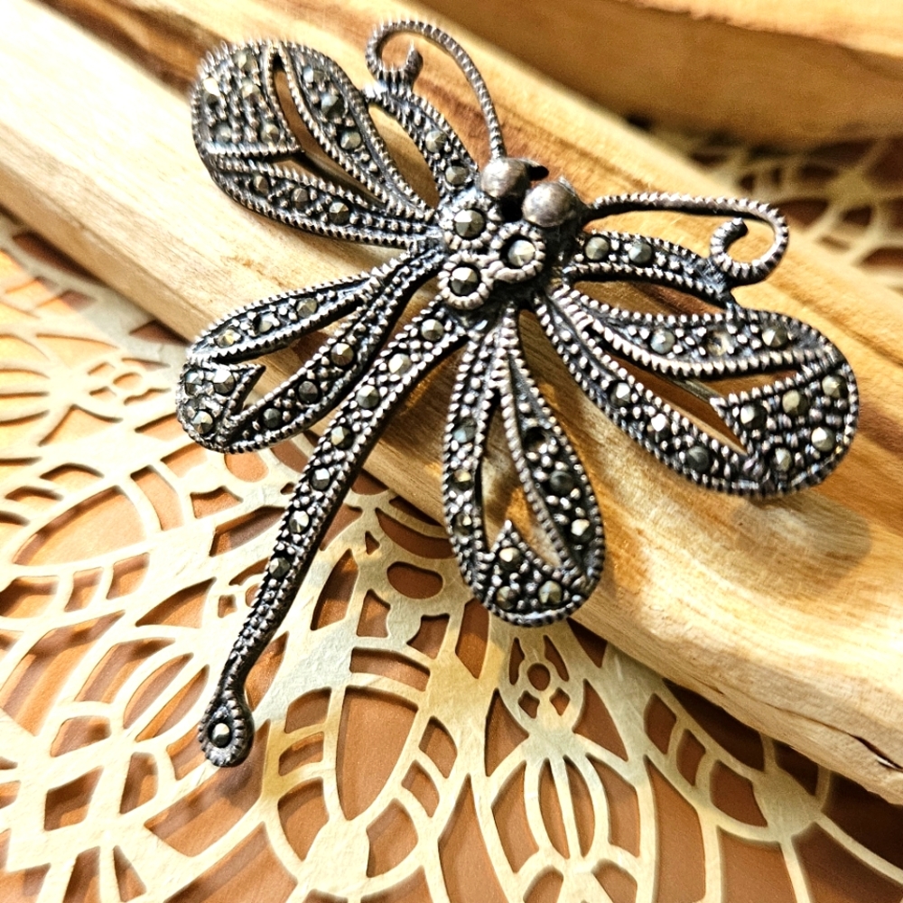 Vintage Sterling Judith Ripka??? Dragonfly Brooch - Gem